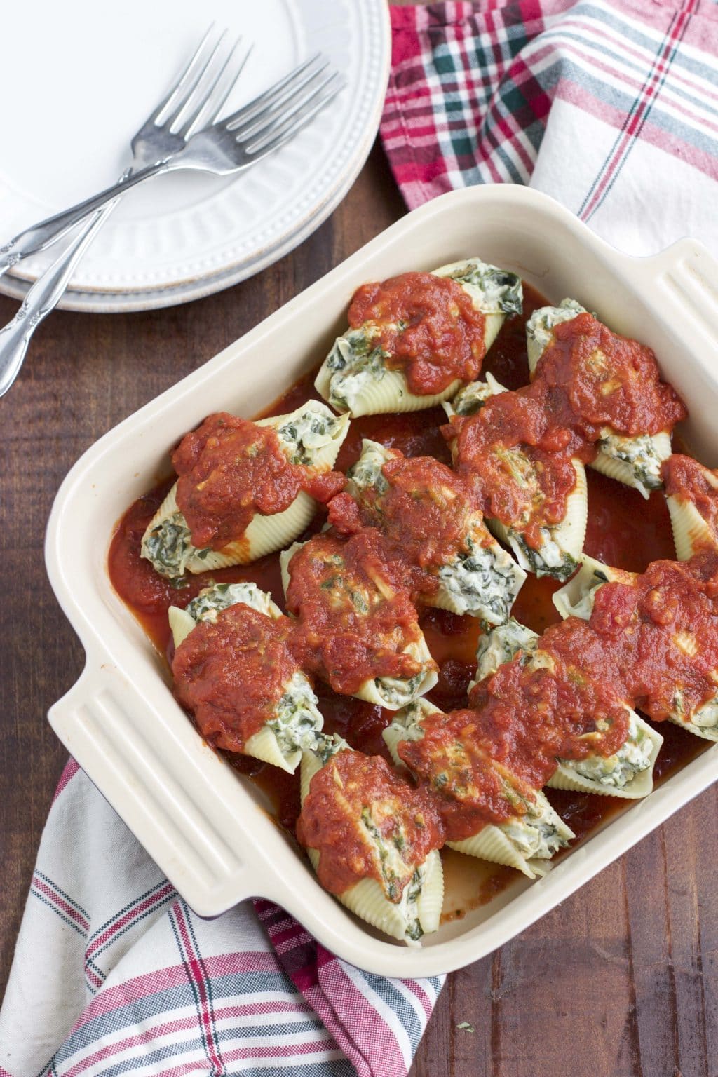 Dairy-Free Spinach Artichoke Dip Stuffed Shells Dairy-Free Spinach Artichoke Dip Stuffed Shells